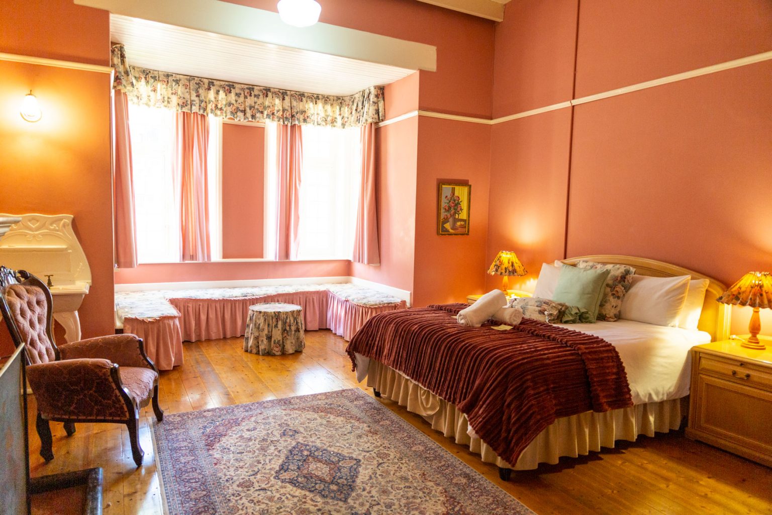 Rooms and Rates @ Dunn's Castle